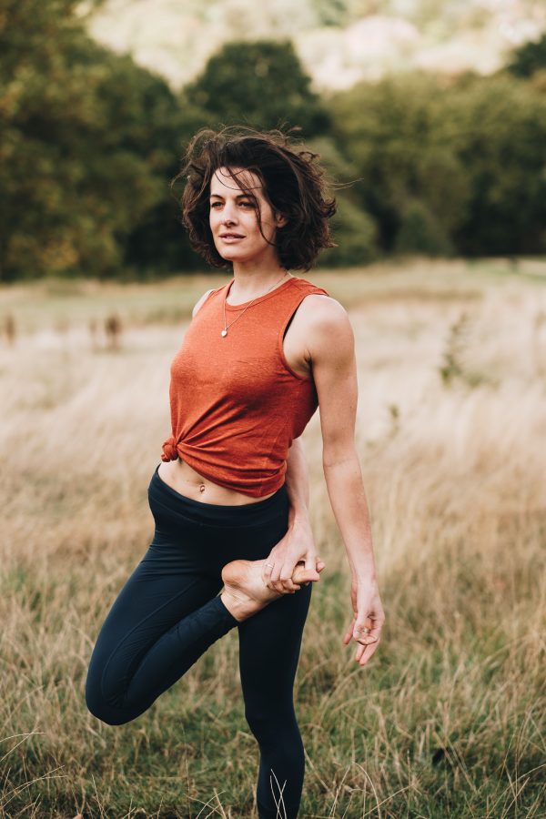 Loren Peta | Autumn in London | Yoga Photographer | Elle Lorean Co